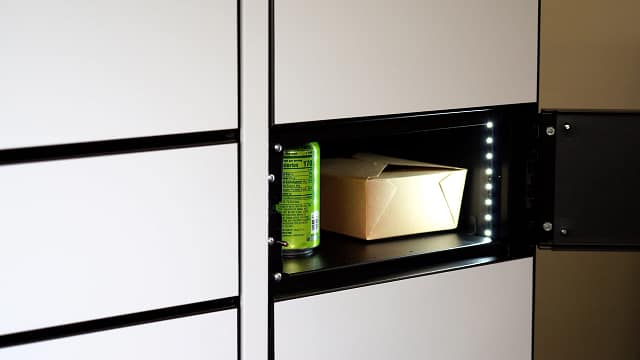 Order Pick-Up Lockers - USelectIt - Vending Machines for Sale